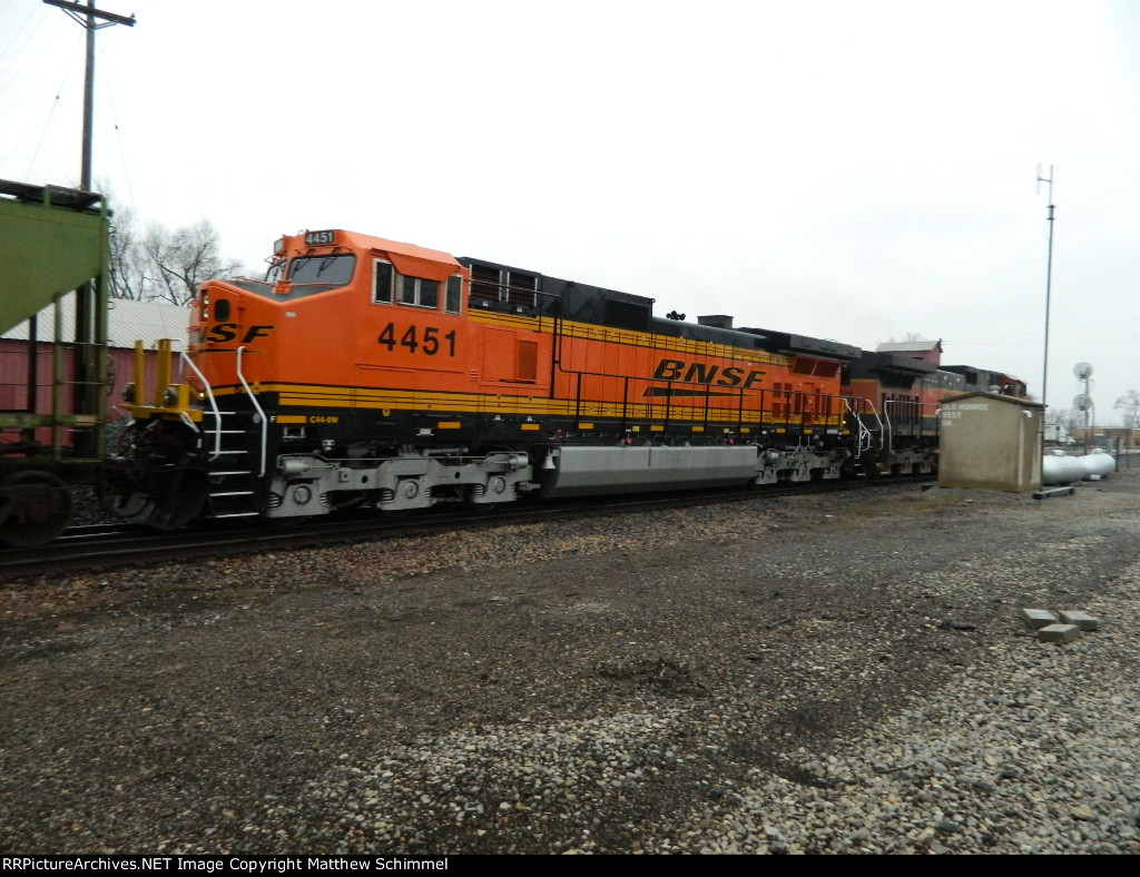 BNSF 4451